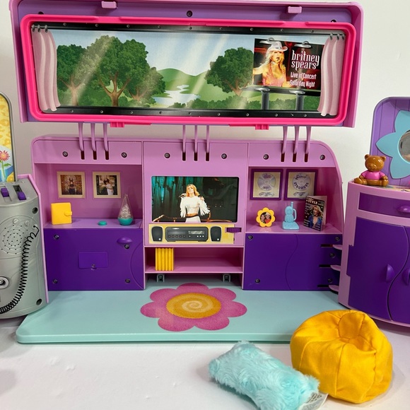 Toys | 201 Britney Spears Concert Tour Bus Includes Original ...